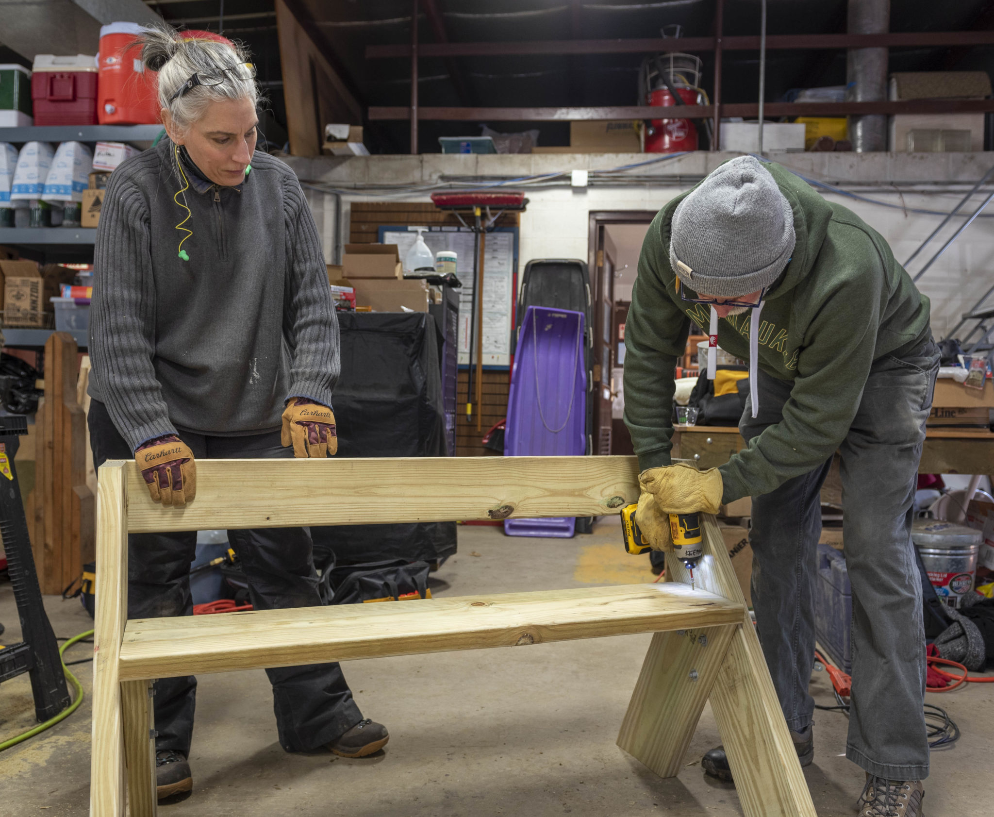 Building Leopold Benches - Newport Wilderness Society