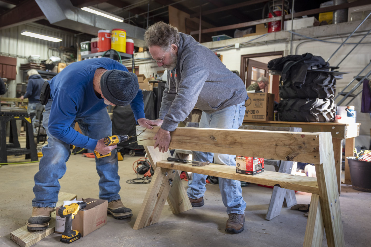 Building Leopold Benches - Newport Wilderness Society